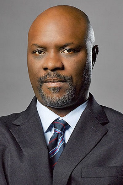 Robert Wisdom图册_360百科