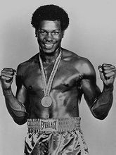 托尼·塔克图册_360百科