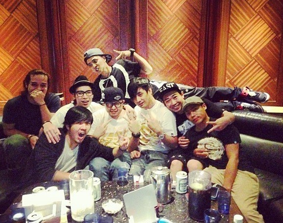 party boys图册_360百科