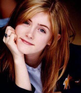 courtney jines图册_360百科