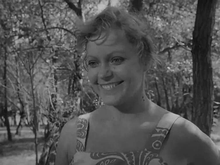 伊万的童年图册_360百科