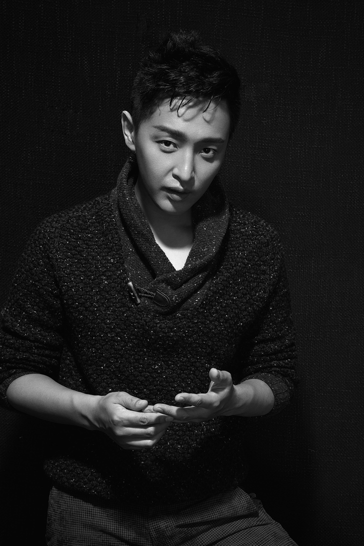 李卓霖图册_360百科