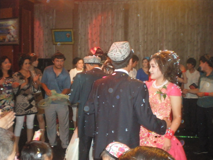 维吾尔人图册_360百科