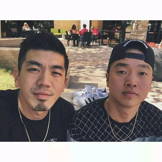 Kinjaz舞团图册_360百科