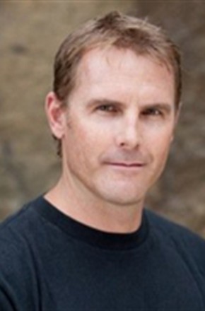 Brett Praed图册_360百科