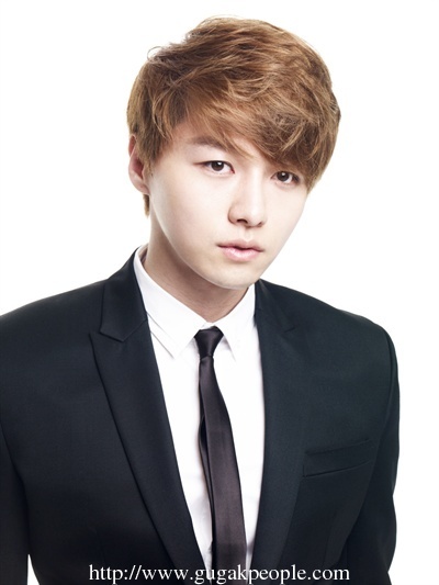 moon图册_360百科