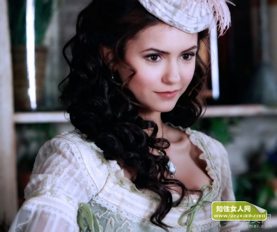 elena图册_360百科