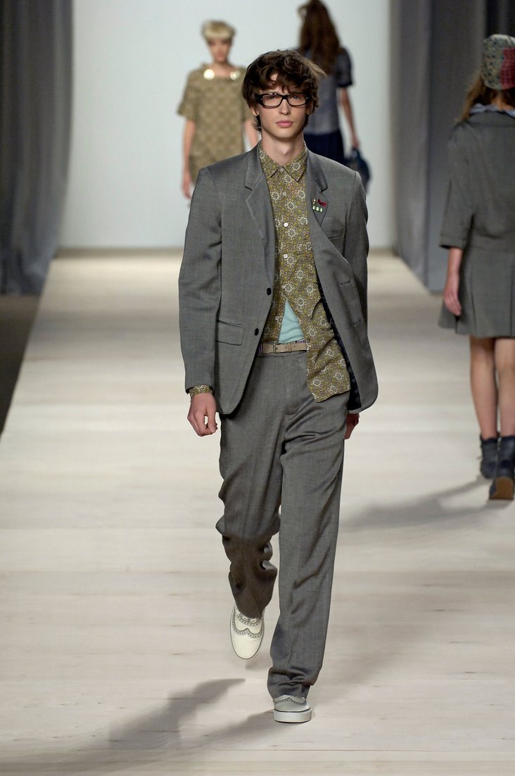 Joe Edney图册_360百科