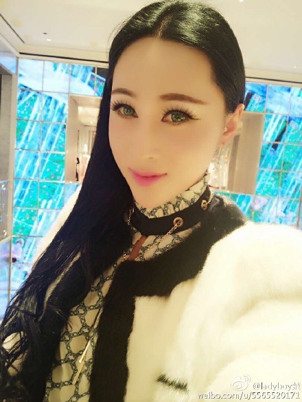 ladyboy图册_360百科
