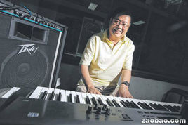 Iskandar Ismail图册_360百科