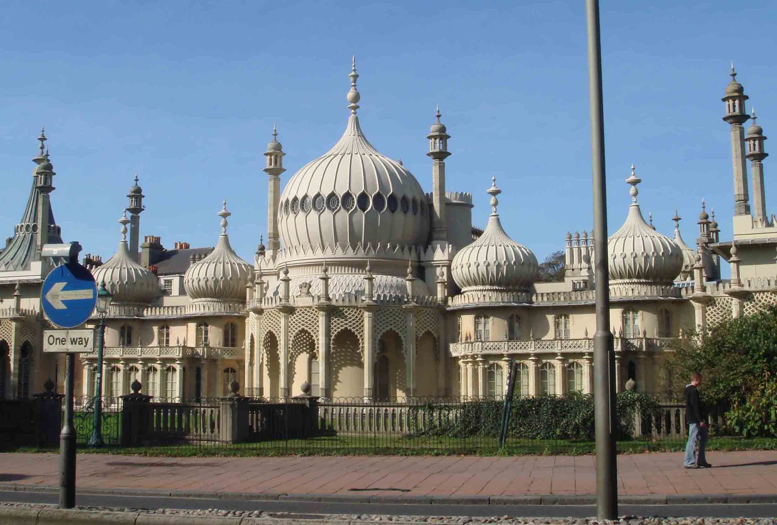 布莱顿学院图册_360百科