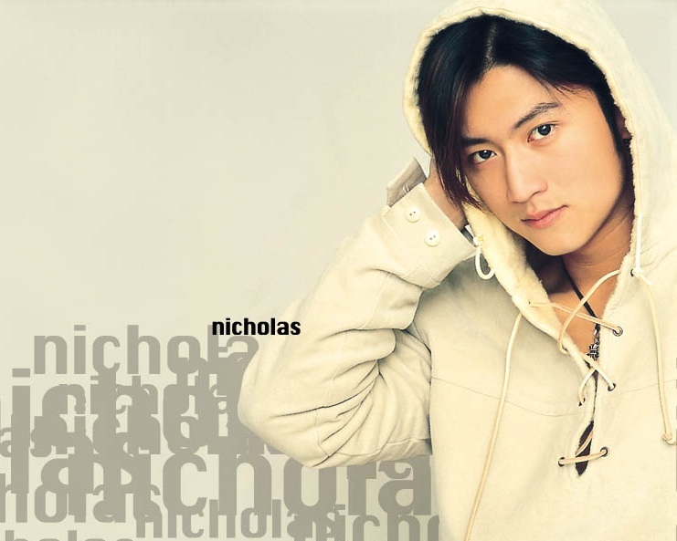 One Inch Closer图册_360百科