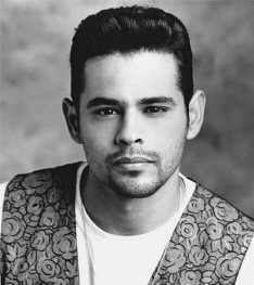 raymond cruz图册_360百科