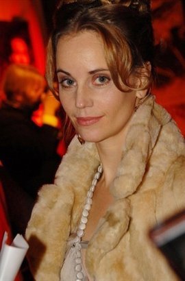 索菲亚·海林图册_360百科