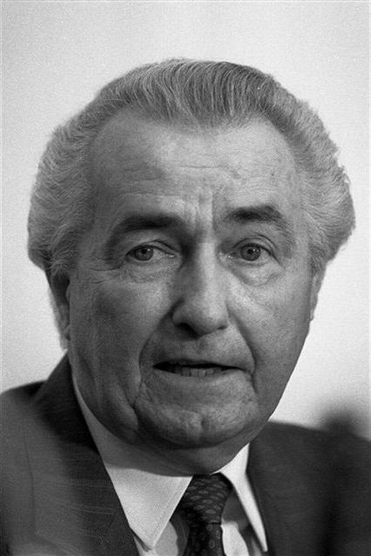 安特·马尔科维奇图册_360百科