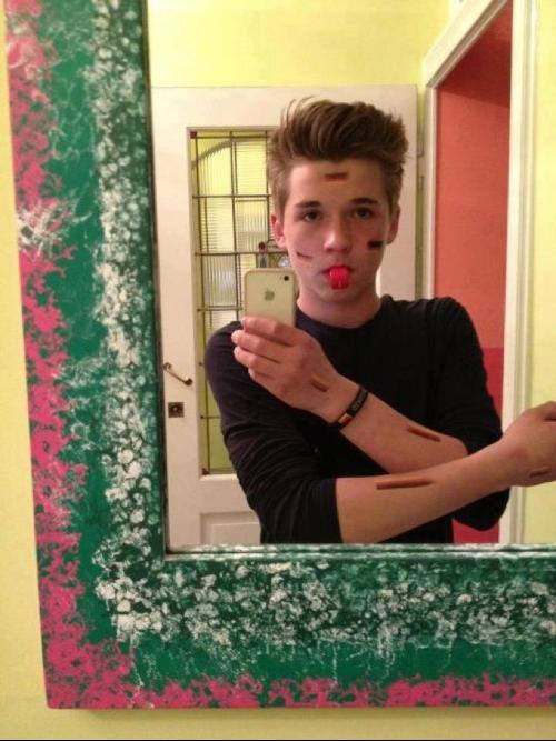 Henry Denker图册_360百科