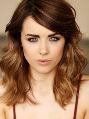 Danielle Sharp图册_360百科