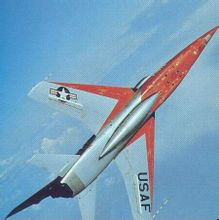 F-107战斗机图册_360百科