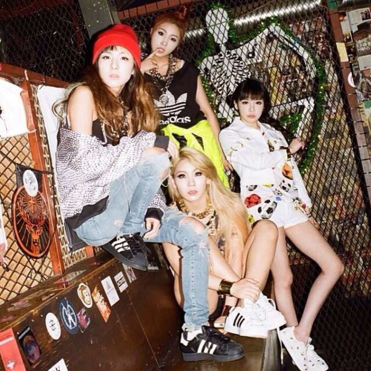 2NE1图册_360百科