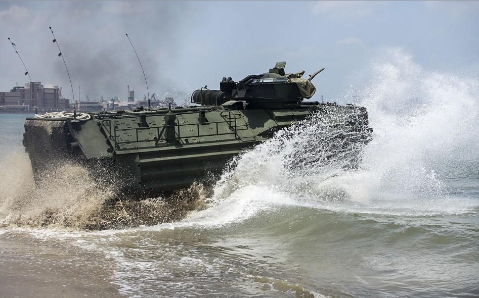 AAV-7图册_360百科