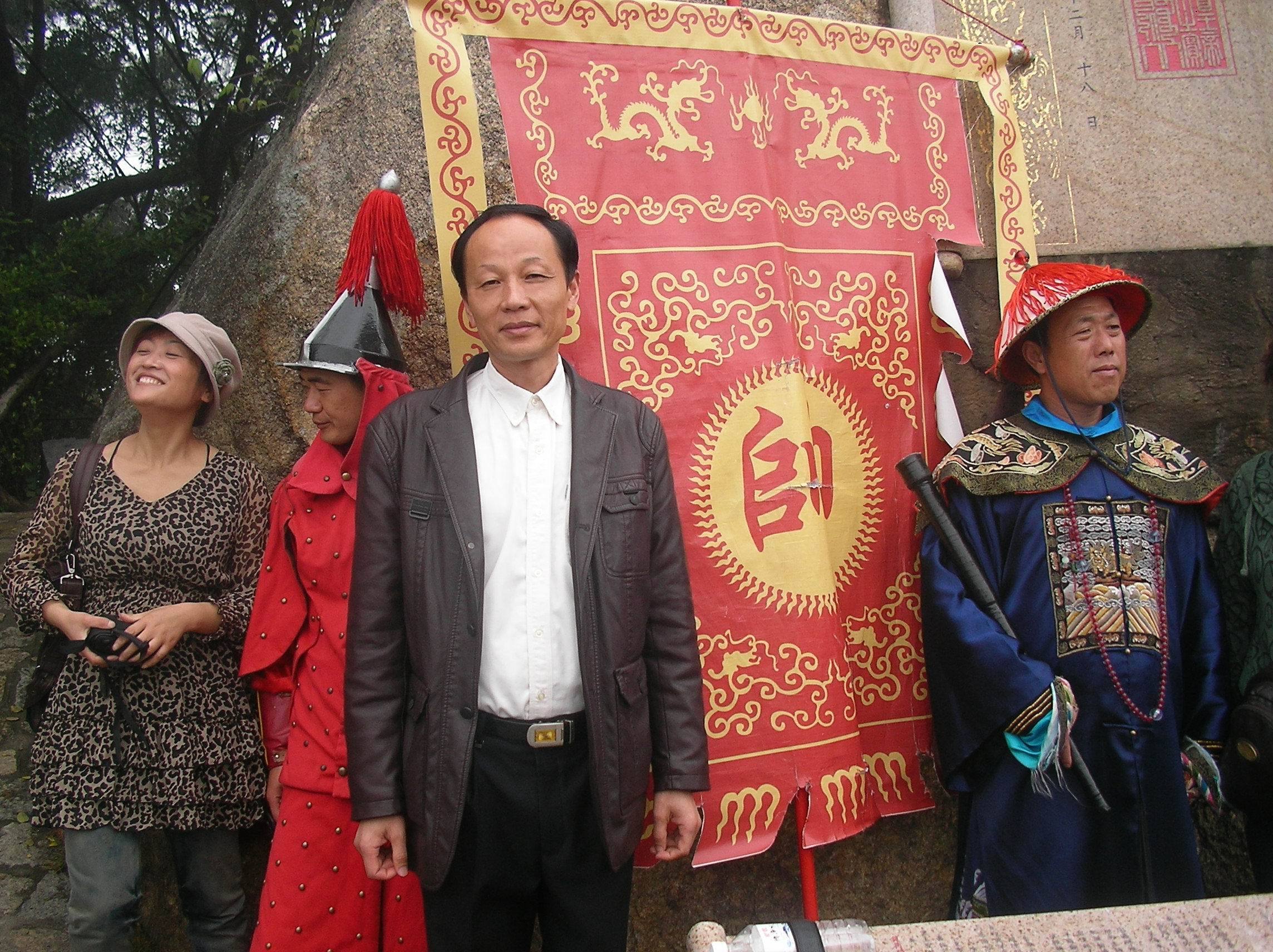 吴强图册_360百科