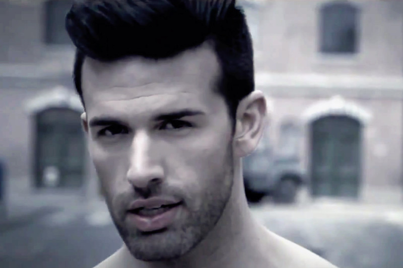 Jay Khan图册_360百科