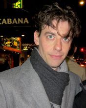 christian borle图册_360百科