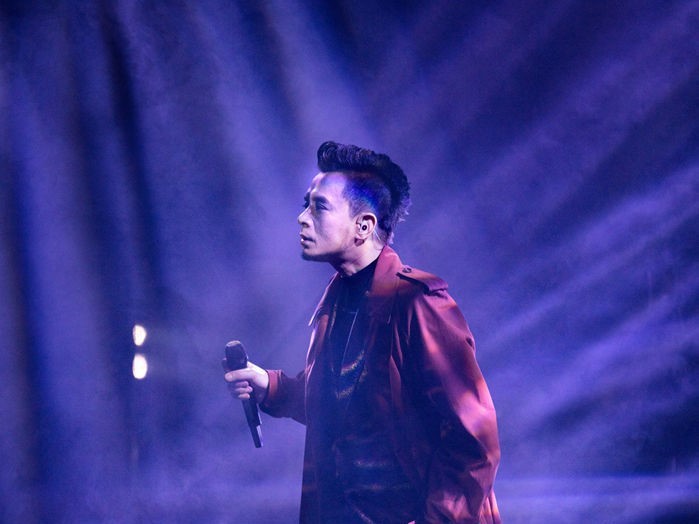 春光乍泄图册_360百科