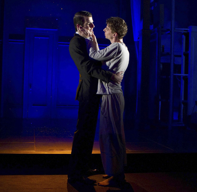 christian borle图册_360百科