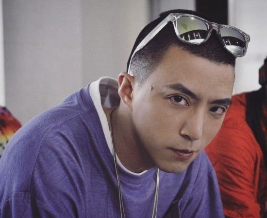 Jony J图册_360百科