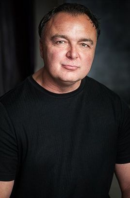 Michael Alexander图册_360百科