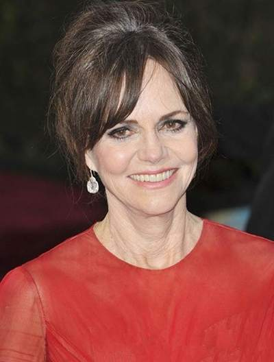 Sally Field图册 360百科