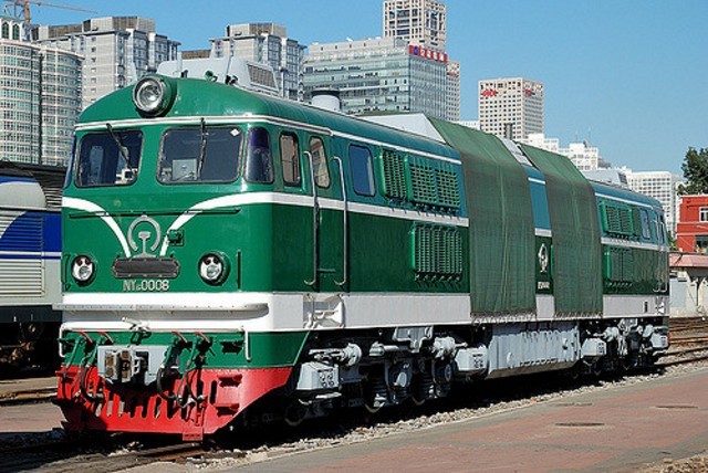 NY6型内燃机车图册_360百科