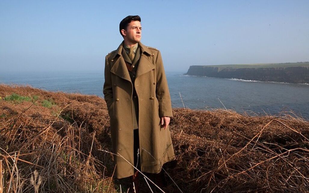 JonathanBailey图册_360百科