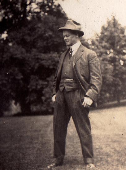 亨利·格雷夫斯超级复杂功能怀表图册_360百科